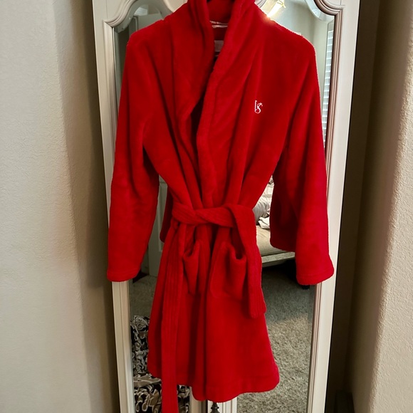 Victoria's Secret | Intimates & Sleepwear | Womens Red Plush Victorias ...